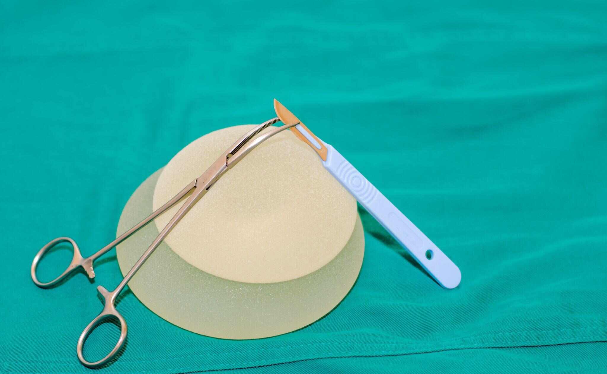 How Long Is Breast Augmentation Surgery? - Aesthetic Surgery Institute